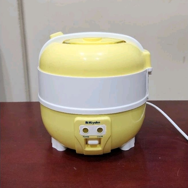 Jual Magic Com 1 Liter Miyako MCM 610 | Shopee Indonesia