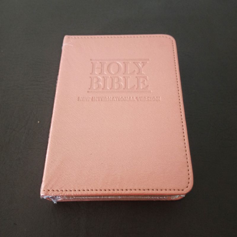 Jual Alkitab 034 TI NIV Compact Neuro Holy Bible | Shopee Indonesia