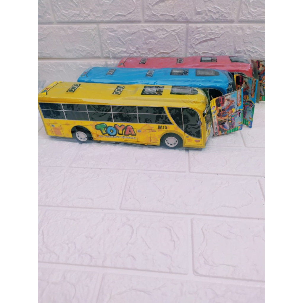 Jual Mainan Bus Toya Mobil Mobilan Bis The Little Bus Toya - WJS159 ...