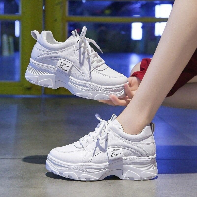 Jual sepatu wanita viral korea style sneakers ootd terbaru kekinian ...