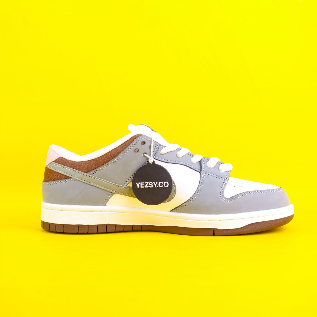 Jual CLEARANCE SALE Sneakers Nike SB 'Yuto' Dunk Low Pro QS Skate Wolf ...