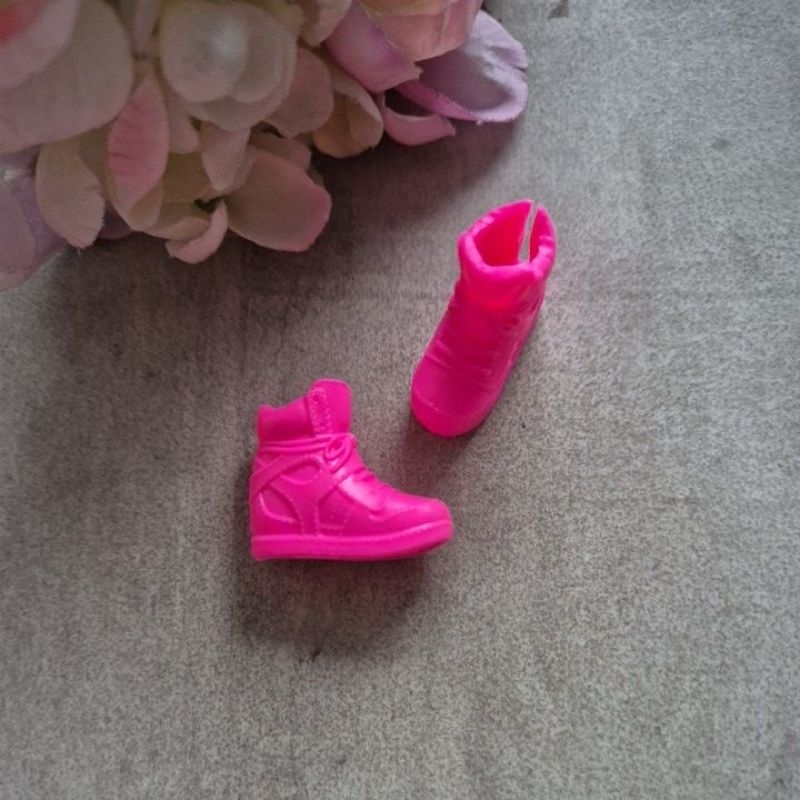 Jual Sepatu Barbie skipper Mattel fuschia | Shopee Indonesia