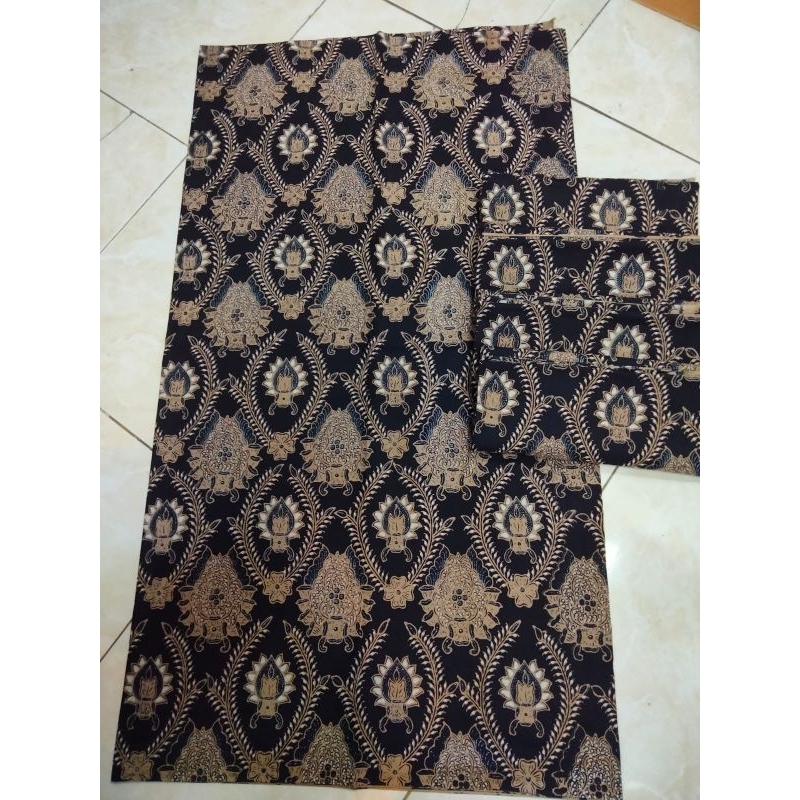 Jual Jarik Motif Bokor Kencono ada seri Lawasan dan sogan | Shopee ...