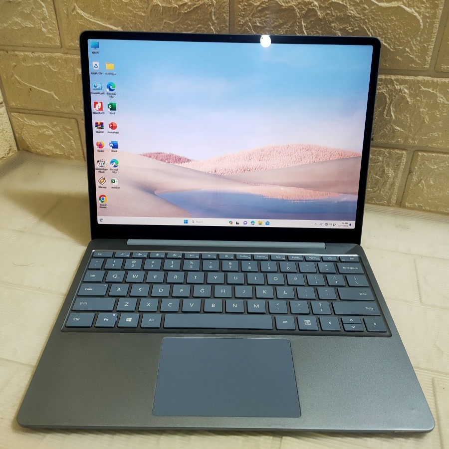 Jual Microsoft surface laptop go i5 1035g1 ram 8 SSD 128 UHD graphics ...