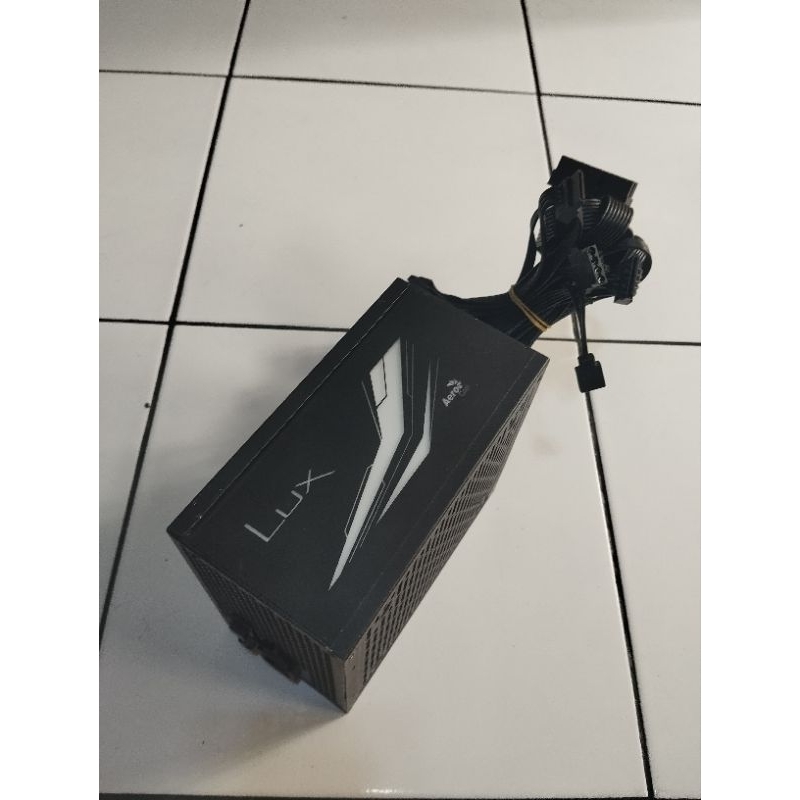 Jual PSU pure aerocool Lux 550watt RGB | Shopee Indonesia