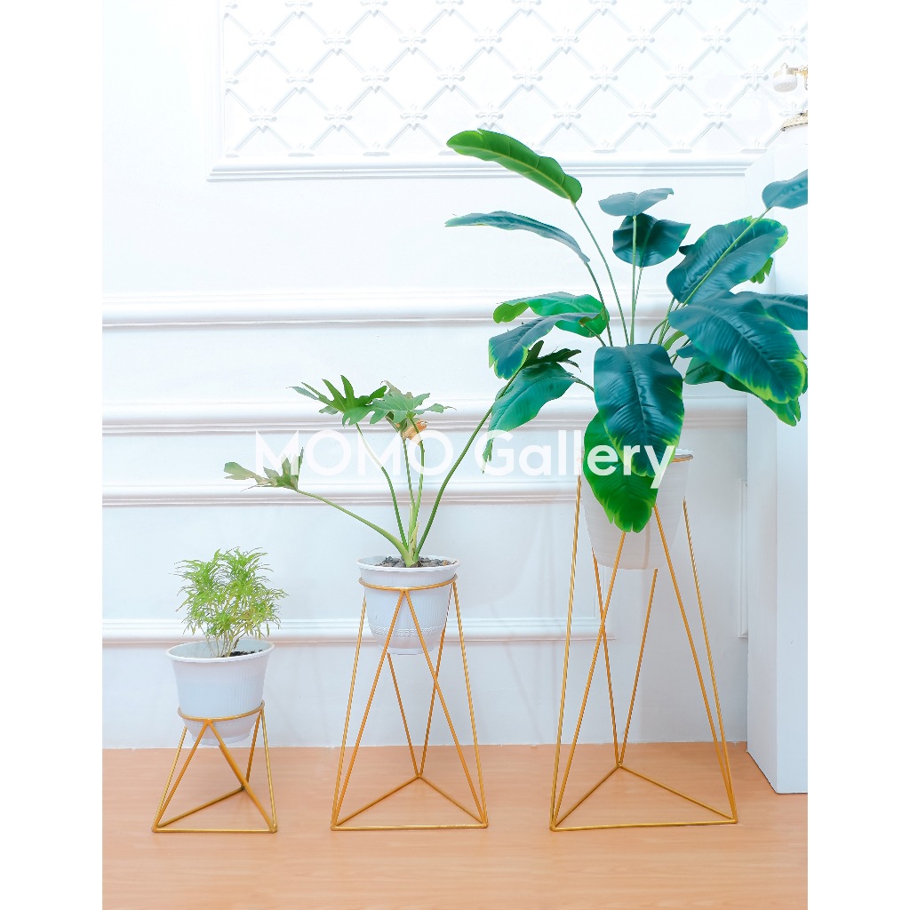 Jual Standing Pot Besi Aesthetic Alas Segitiga | Shopee Indonesia