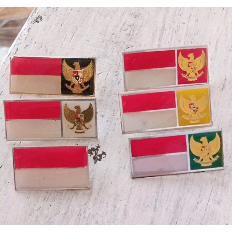 Jual Pin Bendera Merah Putih Pin Merah Putih Garuda Bijian | Shopee ...