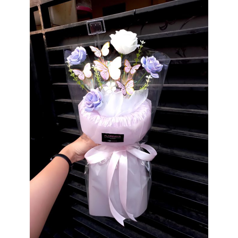 Jual Korean Round Bouquet/Buket Bunga Korean Look/Buket Wisuda/Buket ...