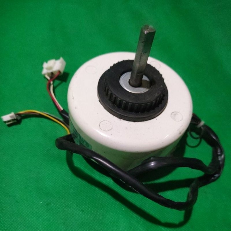 Jual FAN MOTOR AC POLYTRON 2PK ORIGINAL | Shopee Indonesia