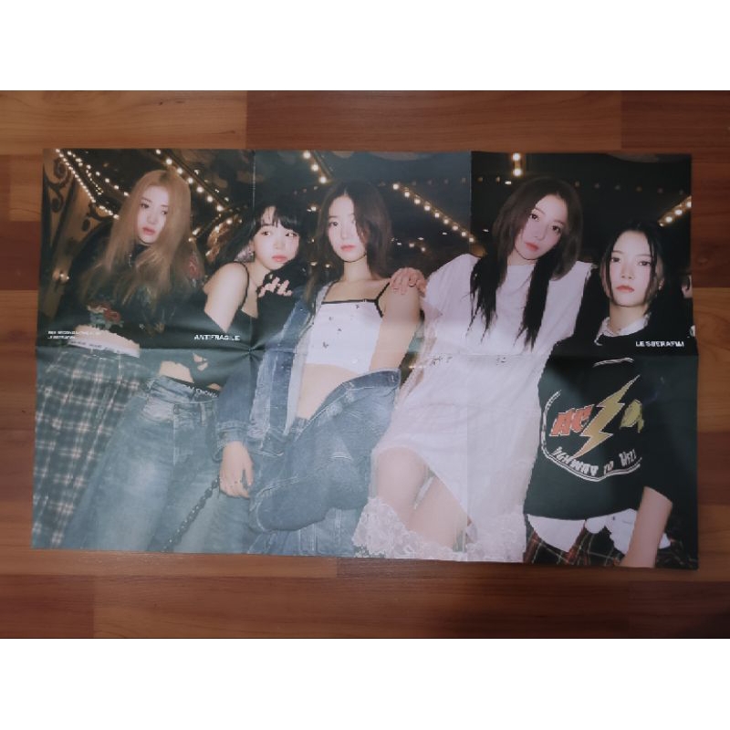 Jual [READY] ANTIFRAGILE LESSERAFIM OFFICIAL POSTER (read desc ...