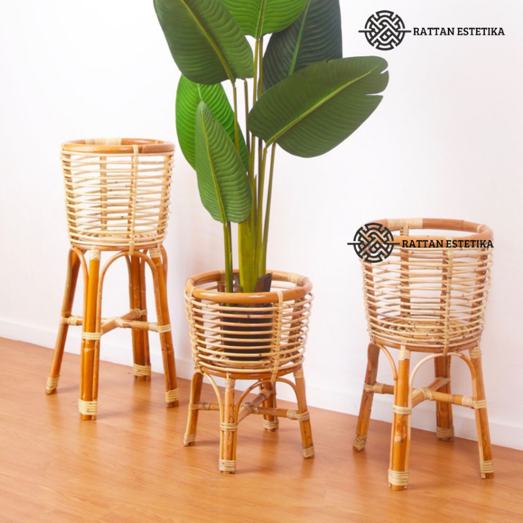 Jual Standing Pot Rotan Natural Finishing Mengkilap / Tempat Bunga ...