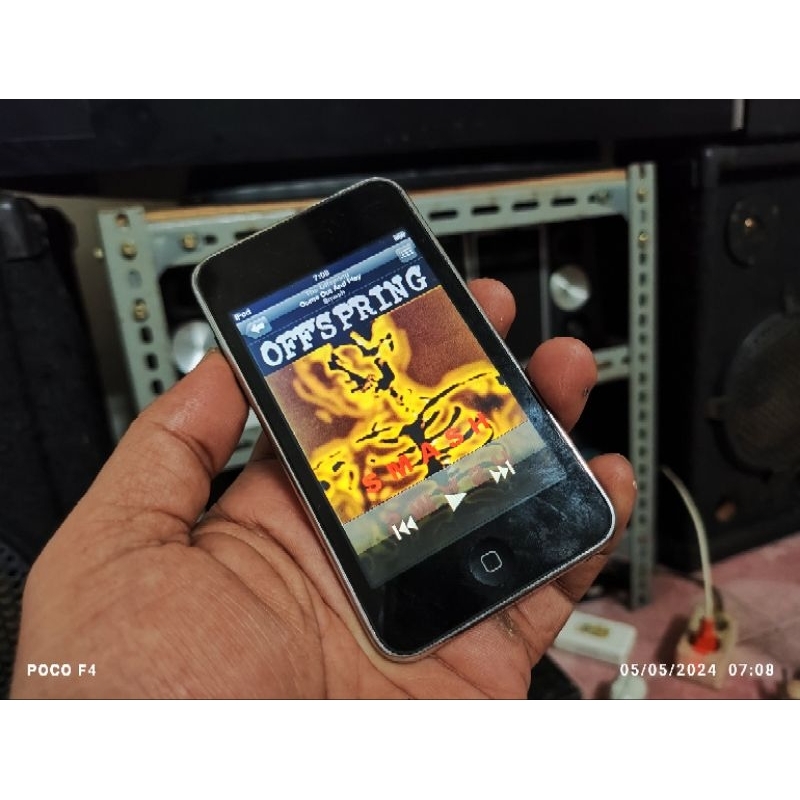 Jual Apple ipod touch gen3 8GB | Shopee Indonesia