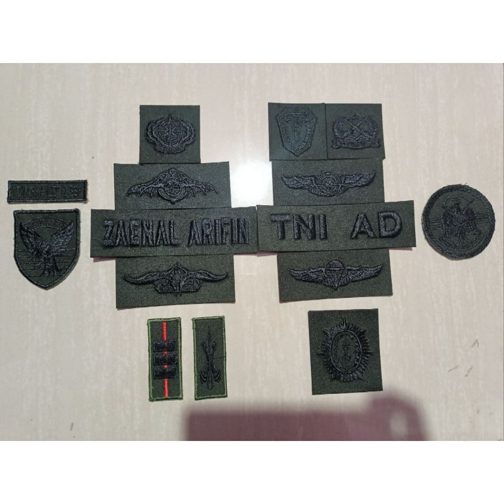 Jual FULL 1 SET PAPAN NAMA BORDIR ATRIBUT TNI AD PERKERAS MIKA TIMBUL | Shopee Indonesia