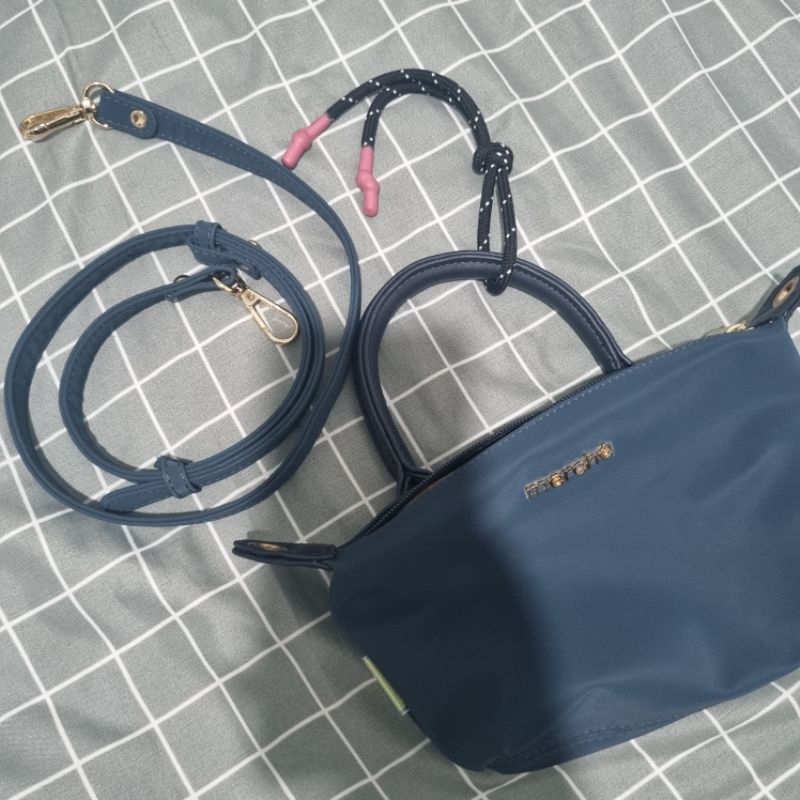 Jual Merche Tas Selempang Wanita Alice Petite - PRELOVED - HARGA PAS ...