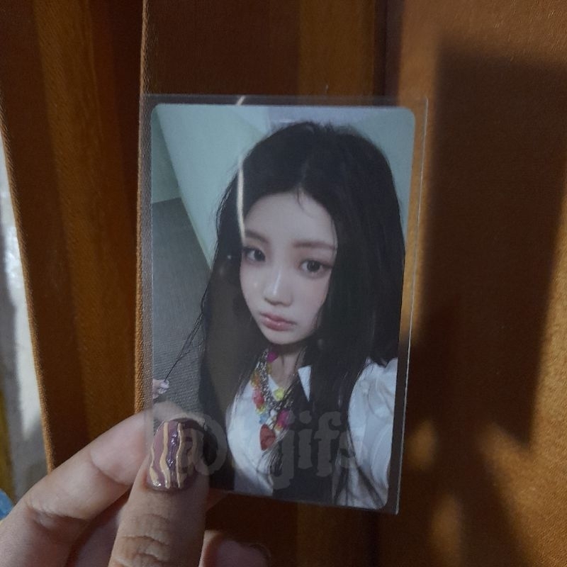 Jual PC PHOTOCARD WONHEE ILLIT MV SET ALBUM WEVERSE SUPER REAL ME | Shopee Indonesia