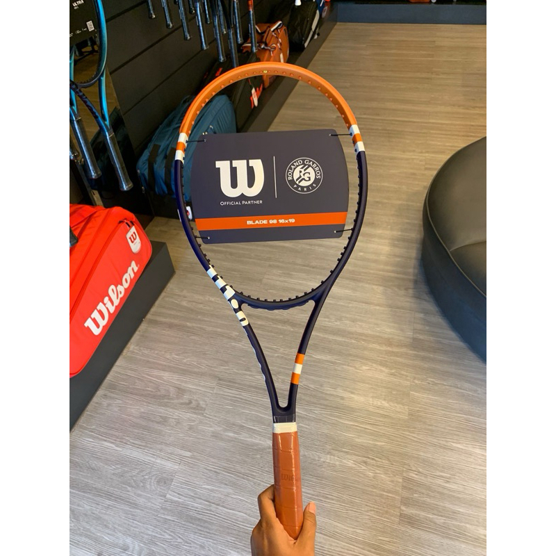 Jual Raket Tenis Wilson Blade V8 16x19 Roland Garros/Tennis Racket ...
