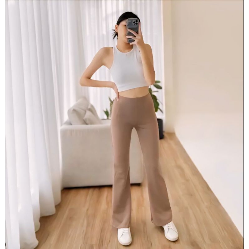 Jual Flare Pants - Celana Kulot Semi Cutbray - Hightwaist Flare Pants | Shopee Indonesia