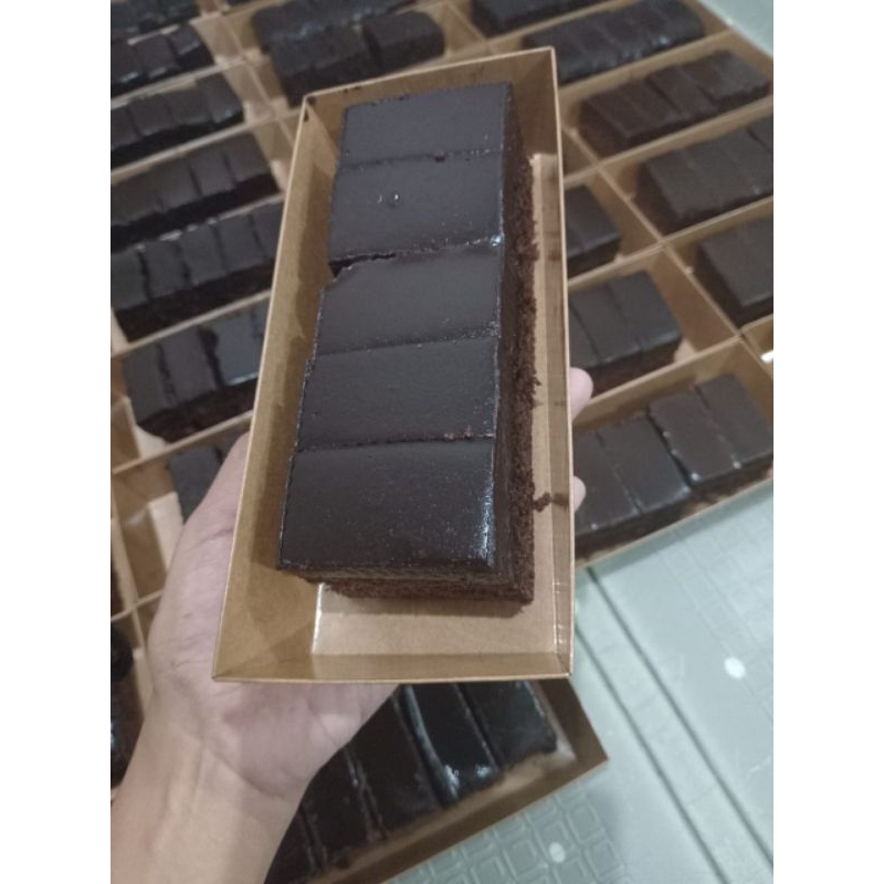 Jual Choco moist cake ketagih viral Malaysia dessert brownies bolu ...