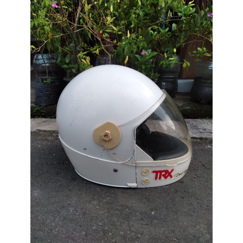 Jual helm trx/ helm jadul trx | Shopee Indonesia