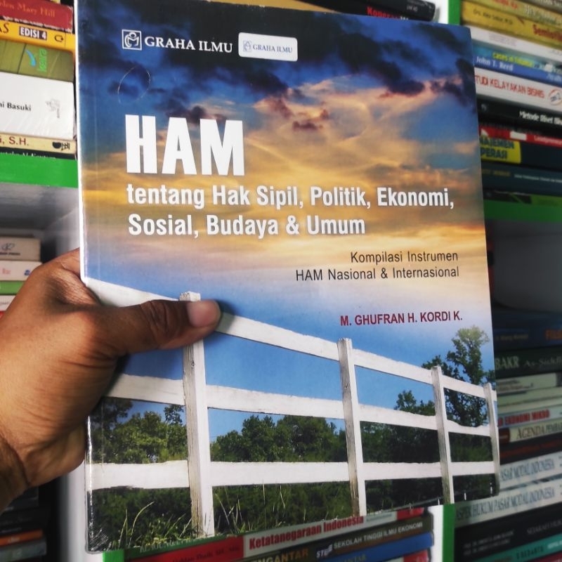 Jual (ori) buku HAM tentang hak sipil, politik, ekonomi, sosial, budaya ...