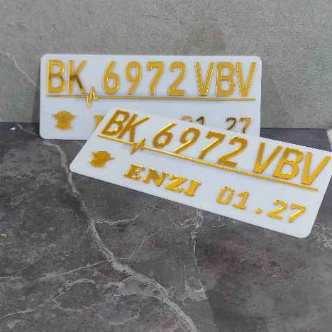 Jual Plat Nomor akrilik tulisan Gold Timbul Sepeda Motor | Shopee Indonesia