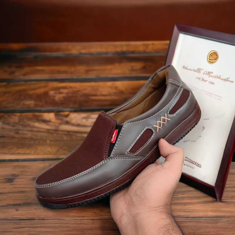 Jual sepatu casual pria / sepatu Kickers pria / sepatu slip-on pria ...