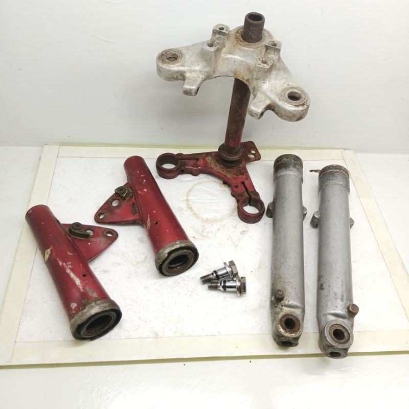 Jual shock depan honda cb100 set kupingan original shock depan honda ...