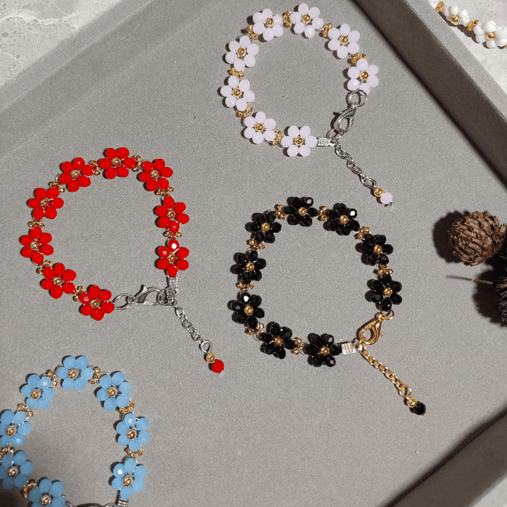 Jual BeadStory byShel - Flower Garden Bracelet - gelang manik bunga ...