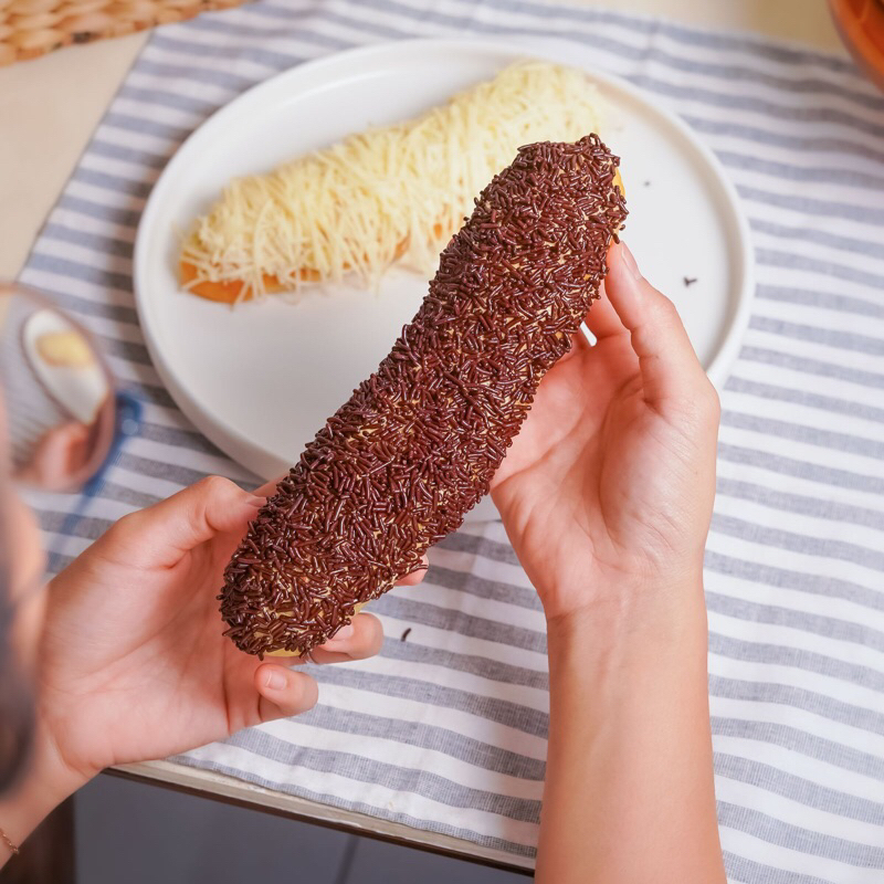 Jual roti jadul long mocha ceres | Shopee Indonesia