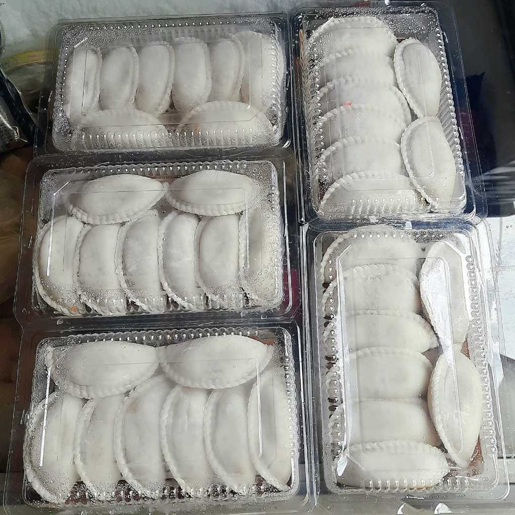 Jual Cireng isi Ayam Suwir Rasa original atau pedas isi 8 / cireng isi ...