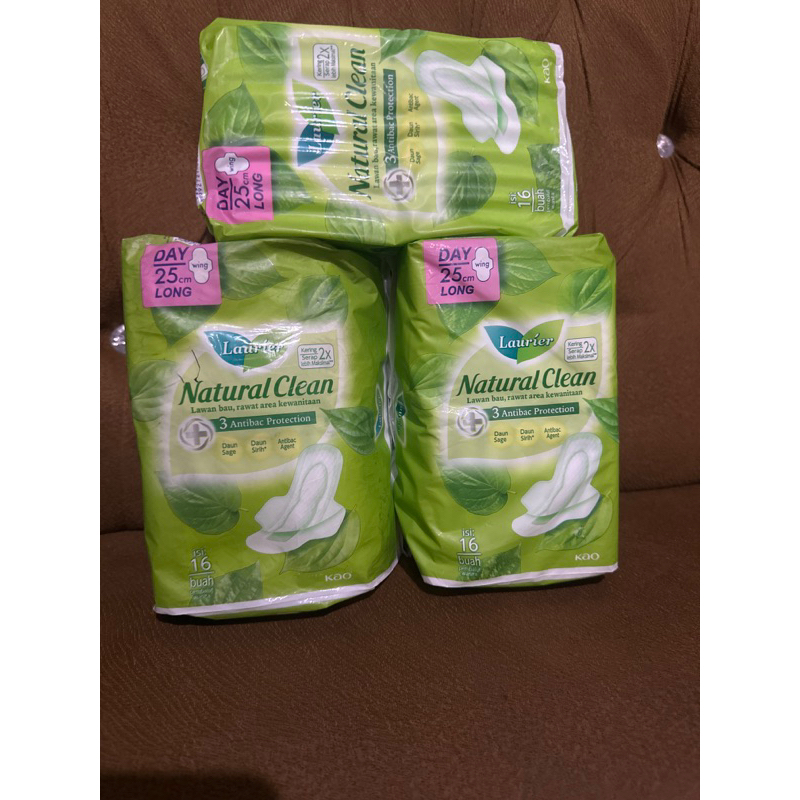 Jual Laurier Natural clean 25cm isi 16buah (Daun sirih+daun sage ...