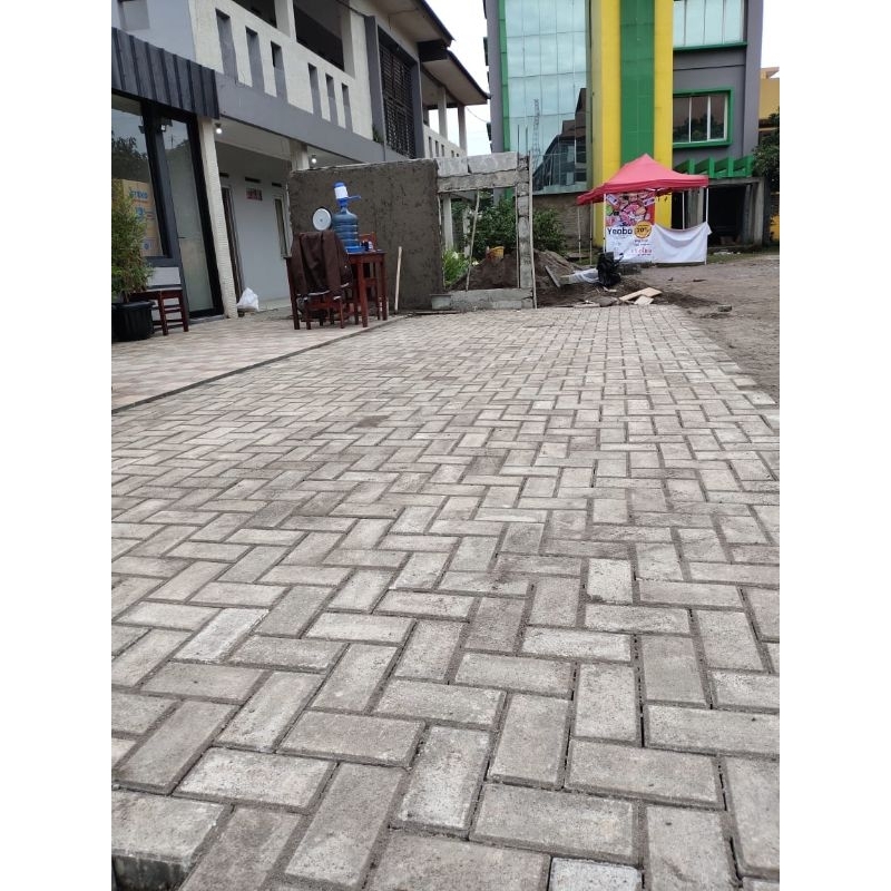 Jual Terpasang pemasangan paving block press mesin type bata 6cm ...