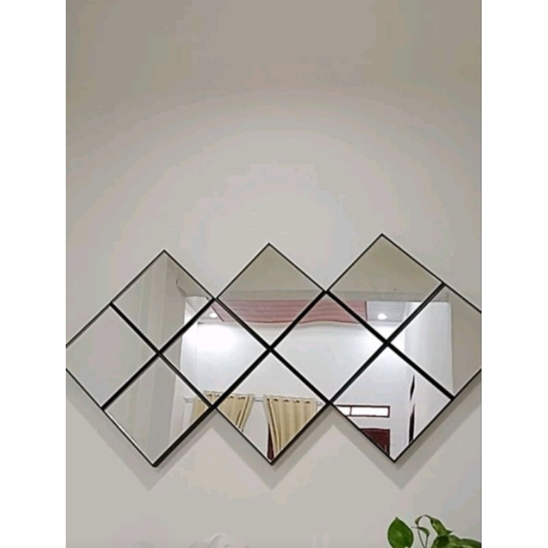 Jual kaca cermin dinding aesthetic ukuran 21 x 21 cm | Shopee Indonesia