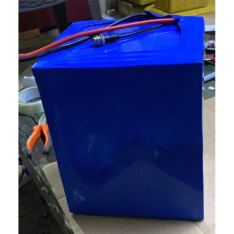 Jual battery pack motor listrik 72volt 30ah 24s1p lontong ijo | Shopee ...