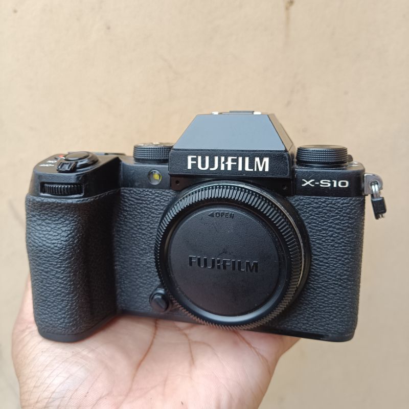 Jual Fujifilm Xs10 X-S10 Second like new fullset | Shopee Indonesia