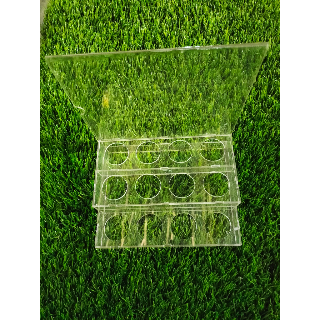 Jual Rak Akrilik Display Parfum 6-10mm 3 Tingkat Dilengkapi Dengan ...