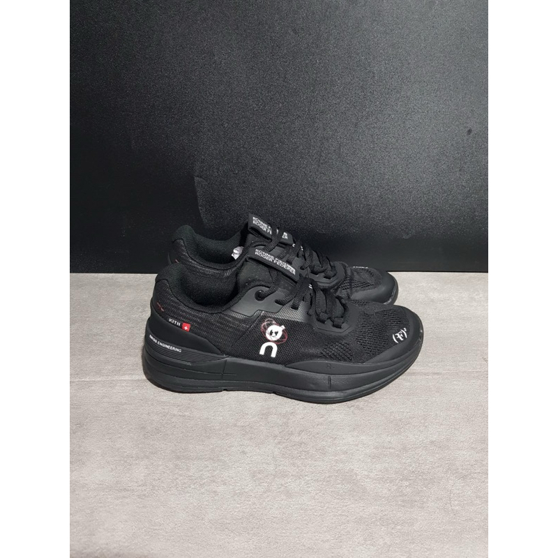 Jual Sepatu On Cloud The Roger Pro Black | Shopee Indonesia