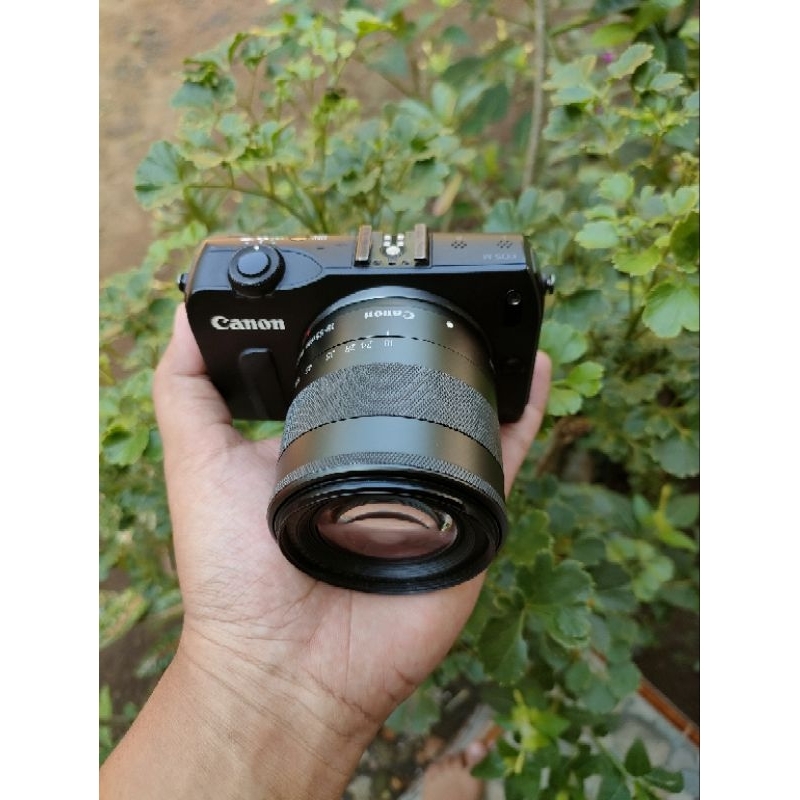 Jual Kamera Canon eos M / eos m1 murah siap pakai | Shopee Indonesia