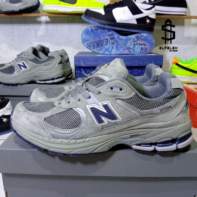 Jual New Balance 2002R Light Grey (NB) | Shopee Indonesia