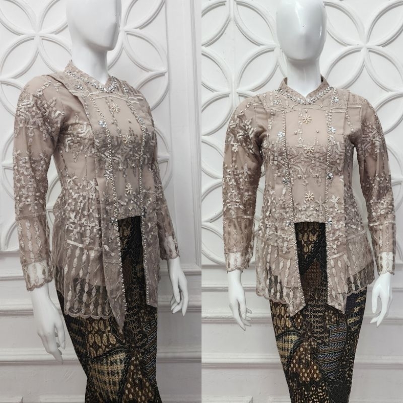 Jual Kebaya Tille Kutubaru Kerah Shanghai Kebaya wisuda kebaya pesta modern | Shopee Indonesia