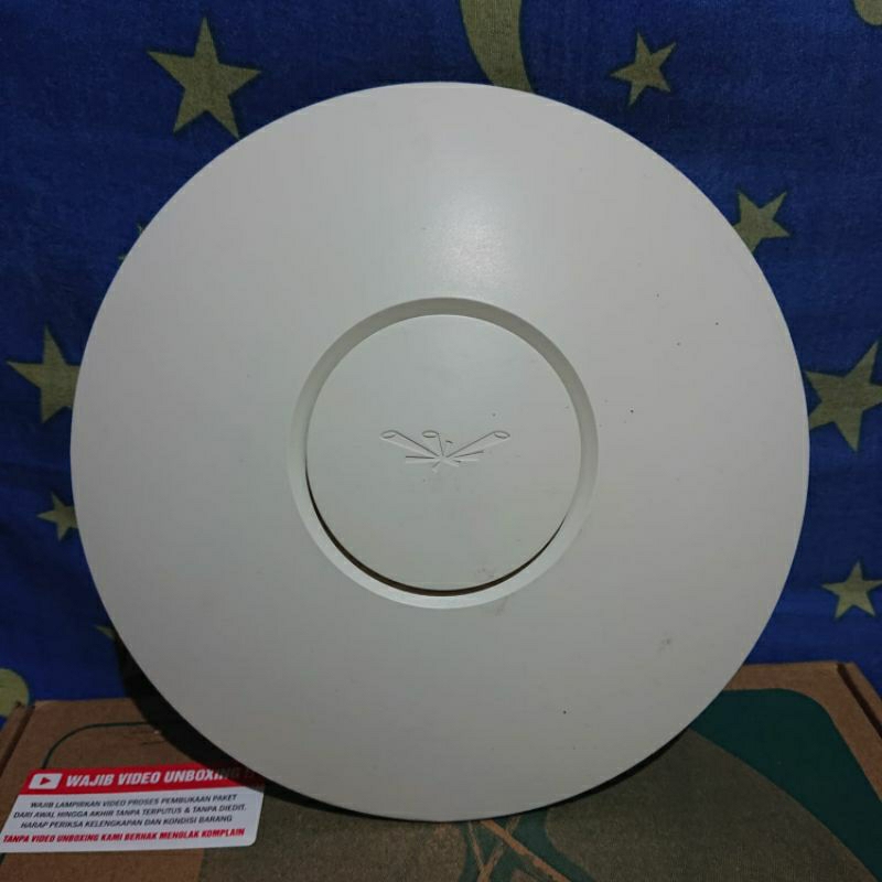 Jual UBIQUITY UniFi AP Wi-Fi Khusus Untuk Yang Paham Barang Saja. Unit ...