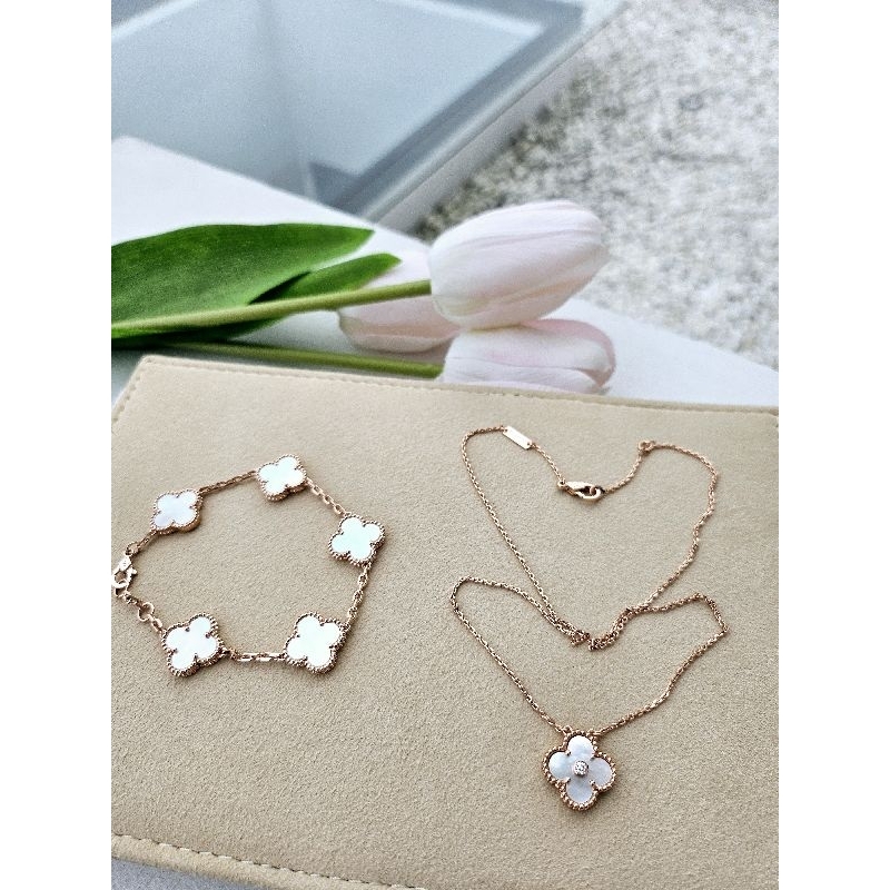 Jual Van cleef and Arples VCA mother of pearl SET | Shopee Indonesia