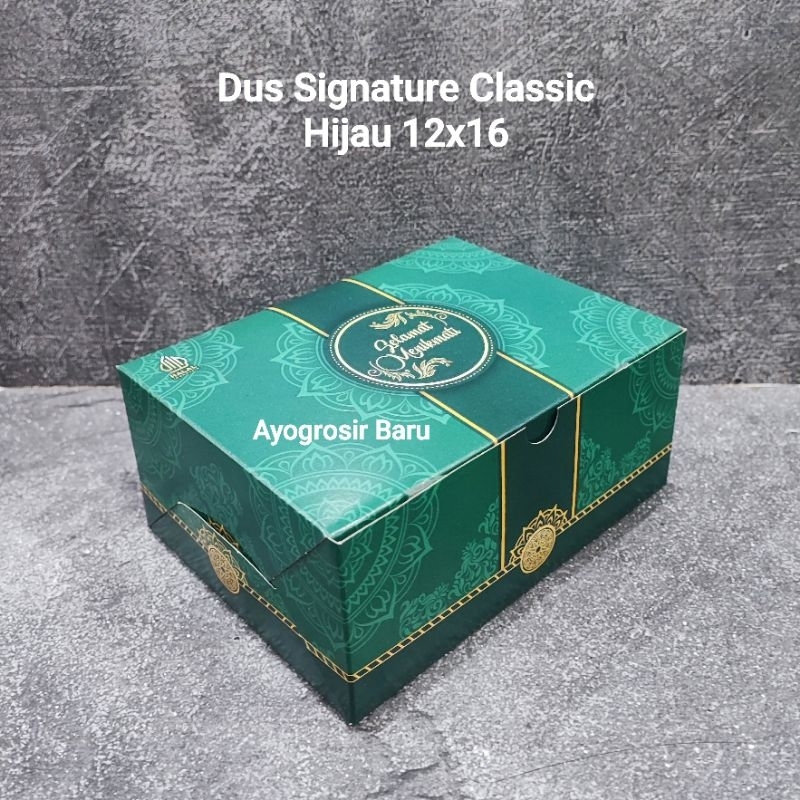 Jual Dus Snack 12x16 Signature Classic Hijau isi 100 pcs Motif Box Kue ...
