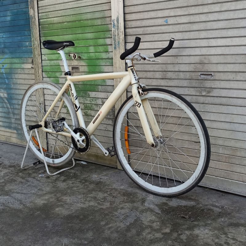 Jual sepeda fixie soloist 77 putih | Shopee Indonesia