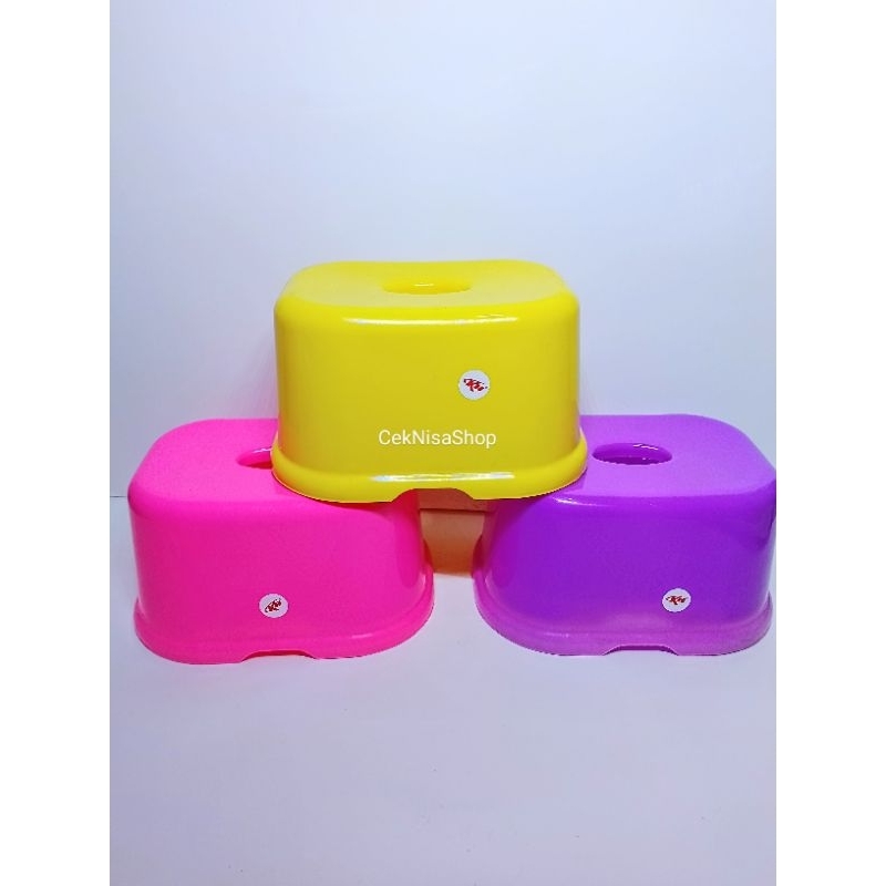 Jual Bangku plastik Tebal / bangku jongkok / Bangku cuci an / bangku ...