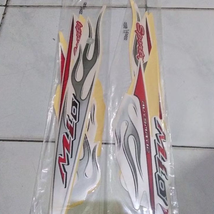 Jual STRIPING STANDAR MOTOR LIST STIKER MIO SPORTY 2007 API PUTIH ...
