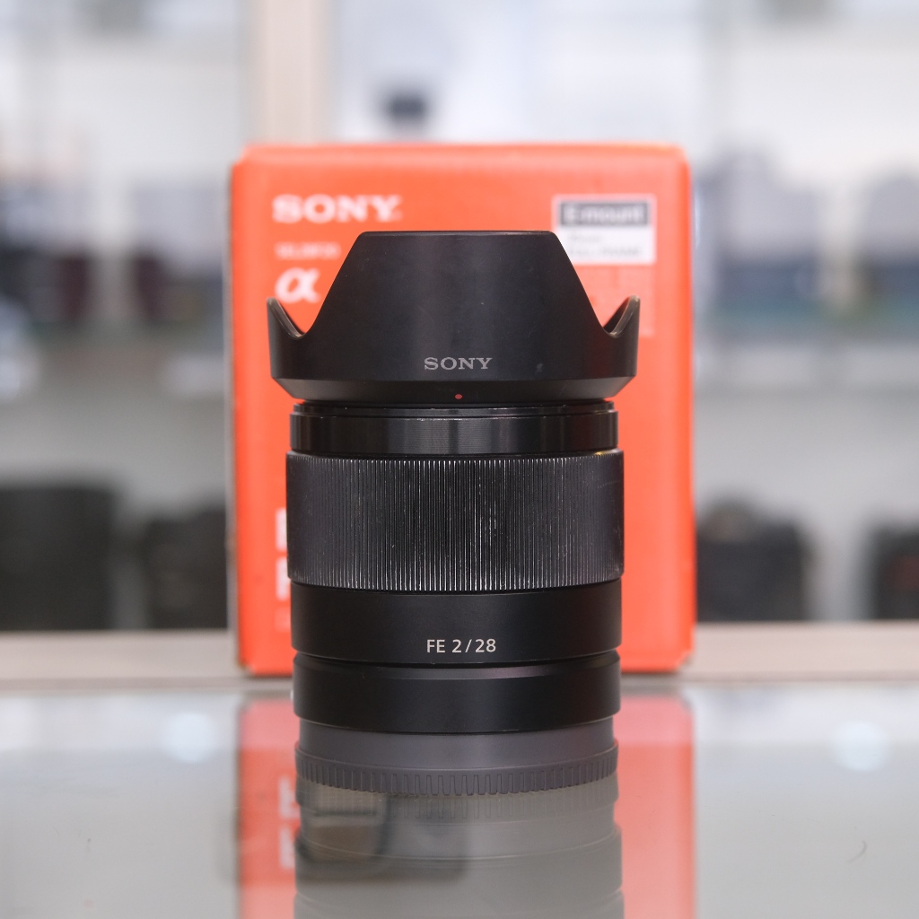 Jual Lensa fix Sony FE 28mm f2.8 dan converter ultra wide | Shopee ...