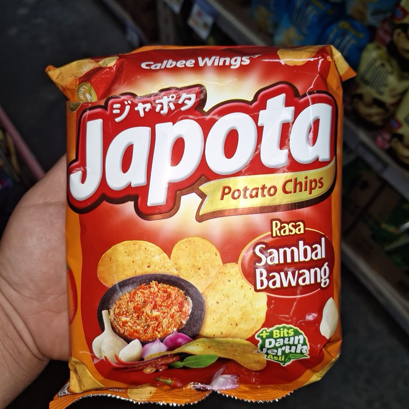 Jual JAPOTA potato Chips 68gram sambal bawang | Shopee Indonesia