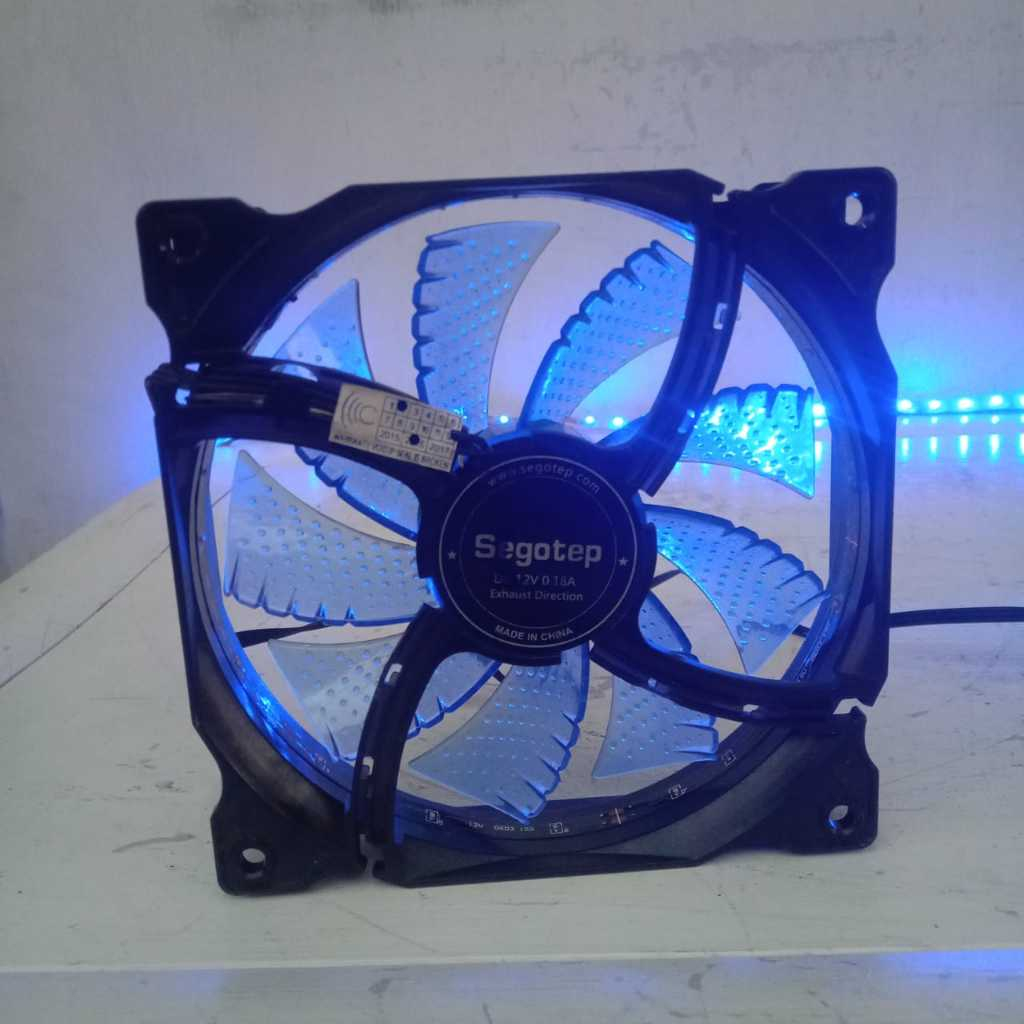Jual FAN segotep led biru 12inch | Shopee Indonesia