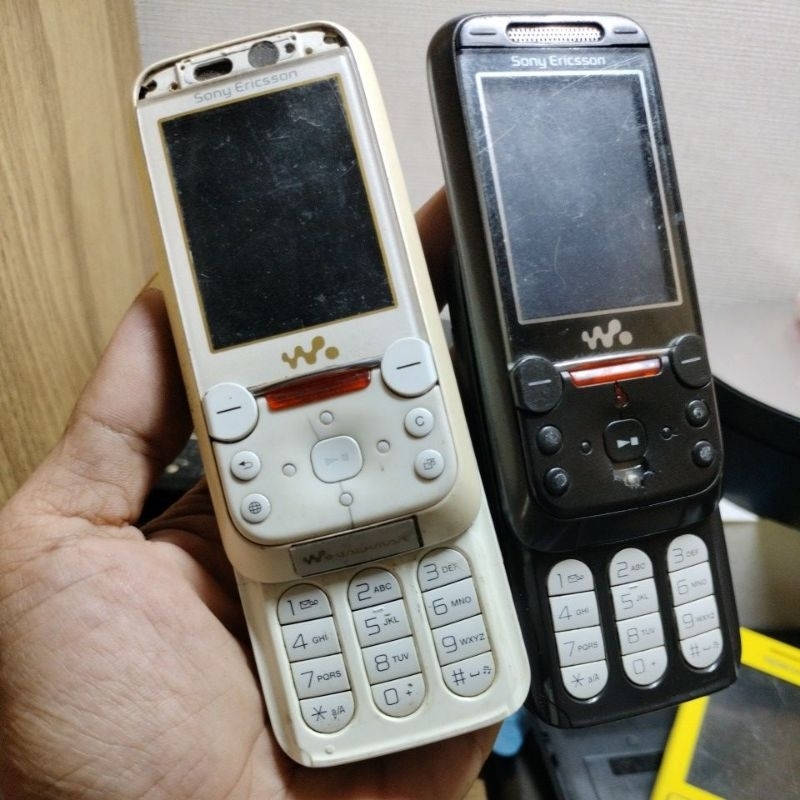 Jual Sony Ericsson hp Sony Ericsson W830 i slide jadul langka blank putih | Shopee Indonesia